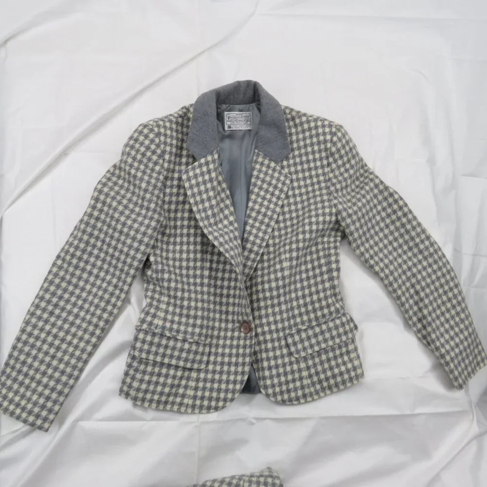 Pendelton woolen mills | Jackets & Coats | Vintage Miss Pendleton 0 ...